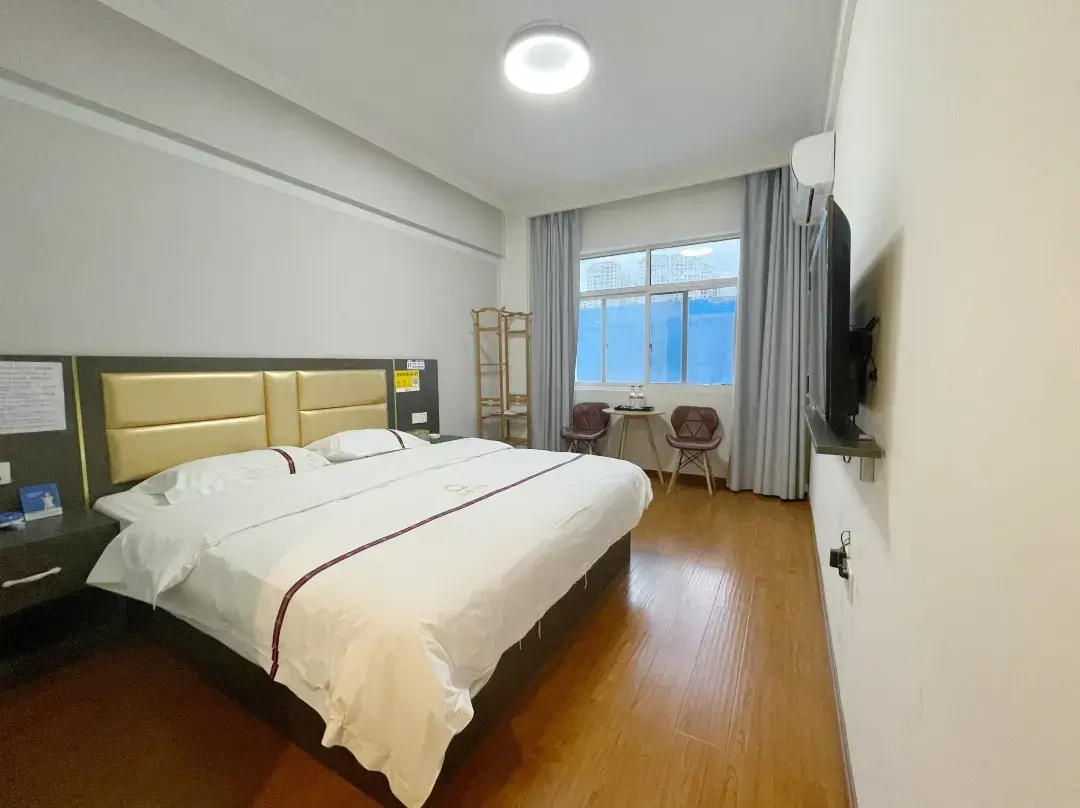 Zhaotong Yining Hotel - Zhaotong