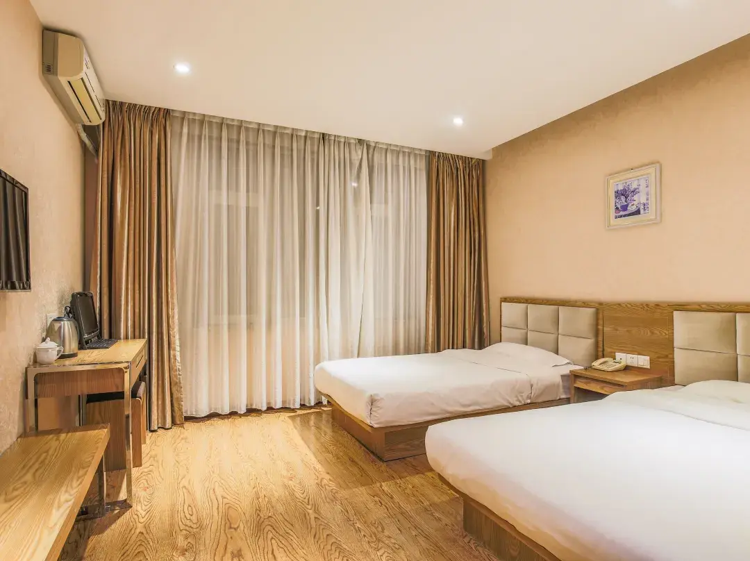 Home Inn - Baishan No.16 Middle School Huayi Selected Hotel - Baishan