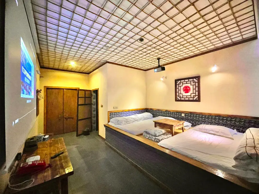 Northwest Folklore Inn - Zhangye