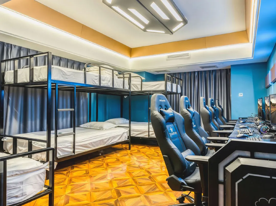 Lucky E-sports Hotel - Harbin