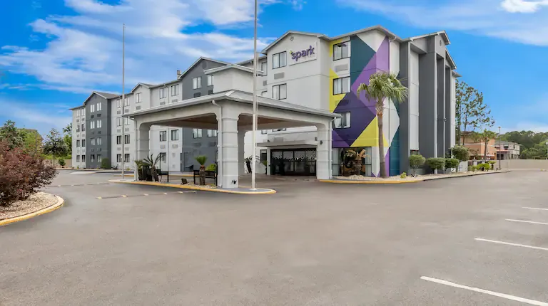 Spark By Hilton Biloxi Ocean Springs - Biloxi, MS