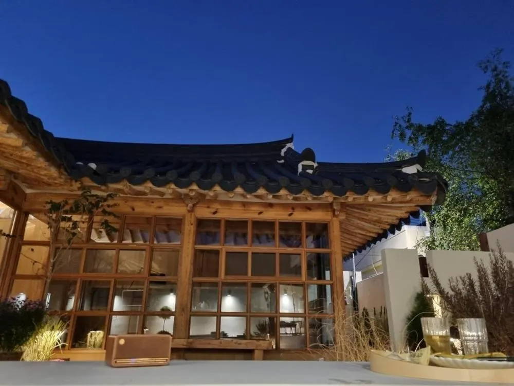 Gyeongju Onsaemi Hanok - Gyeongju-si