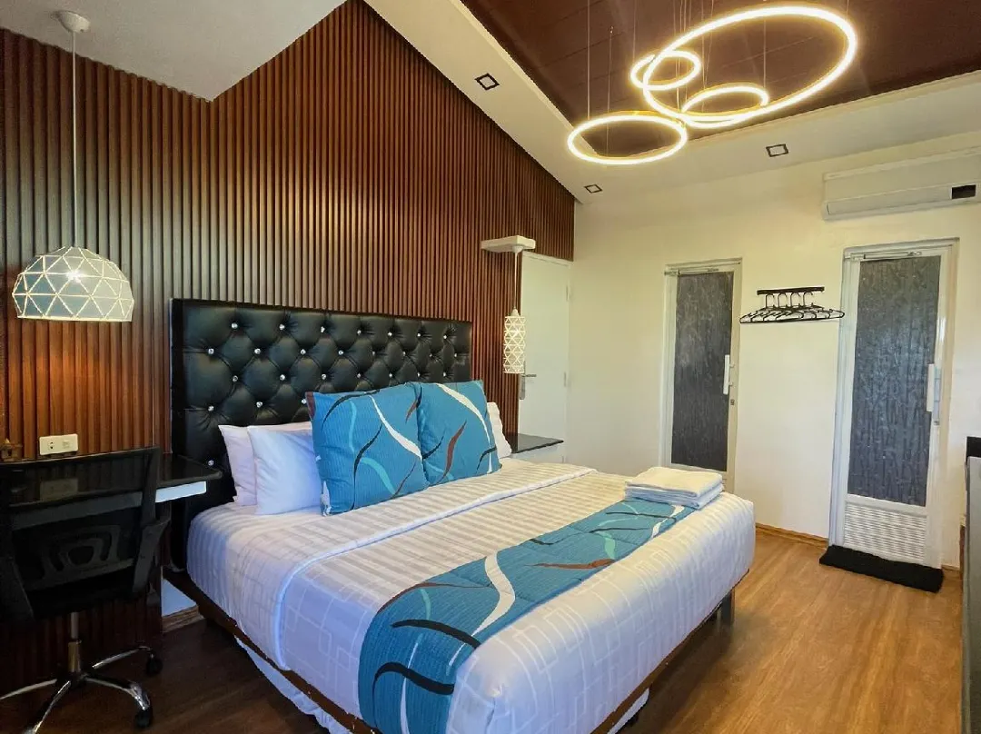 Italy Condotel Darasa - Luzon