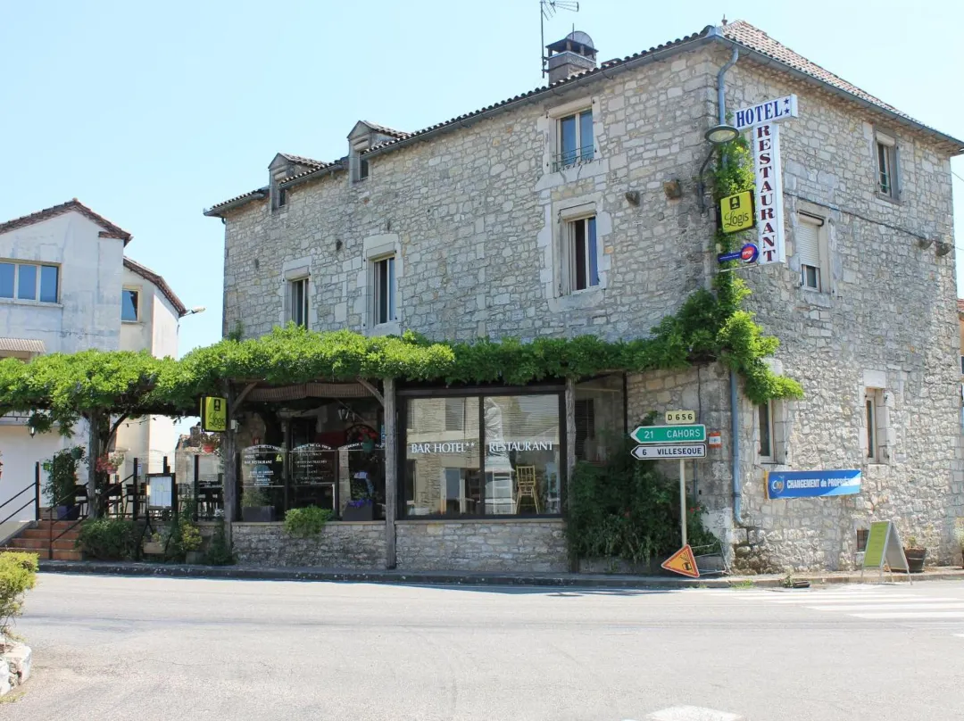 Logis Auberge De La Tour - Lot