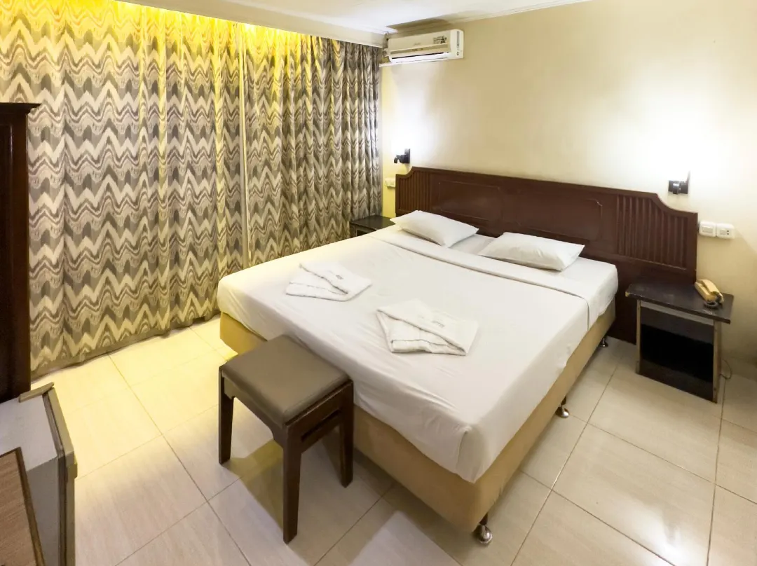 Lima's Hotel - Bukittinggi