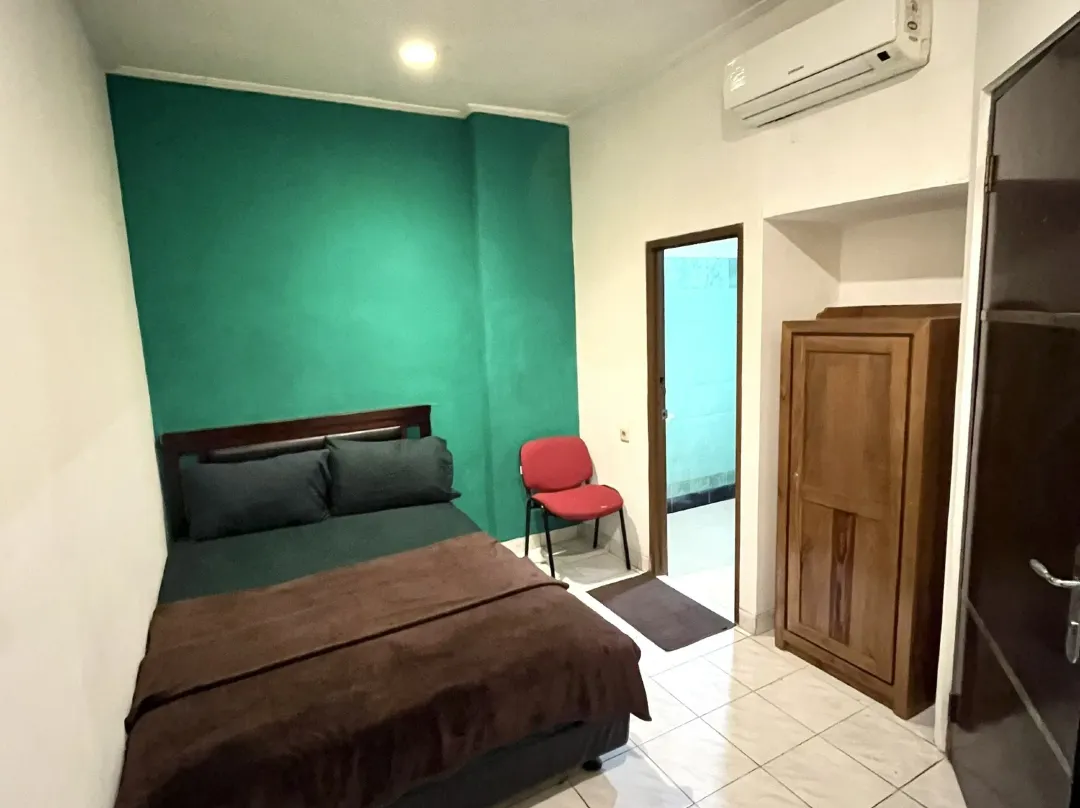M O M Guest House - Jakarta