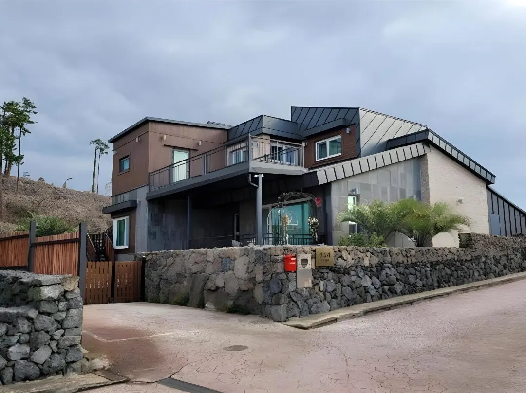 Aewol Aurora Pension - Ciudad de Jeju