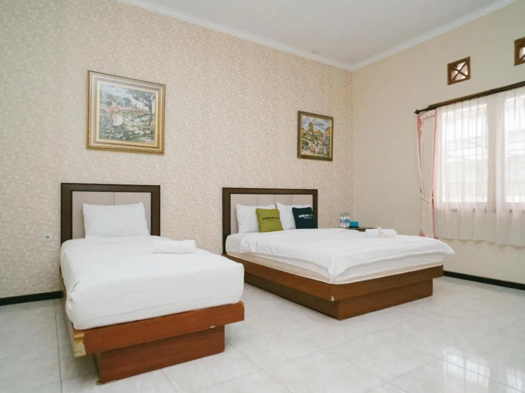Urbanview Hotel Griya Surya Malang By Reddoorz - Malang
