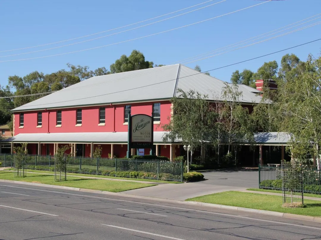 The Lawson Riverside Suites - Wagga Wagga