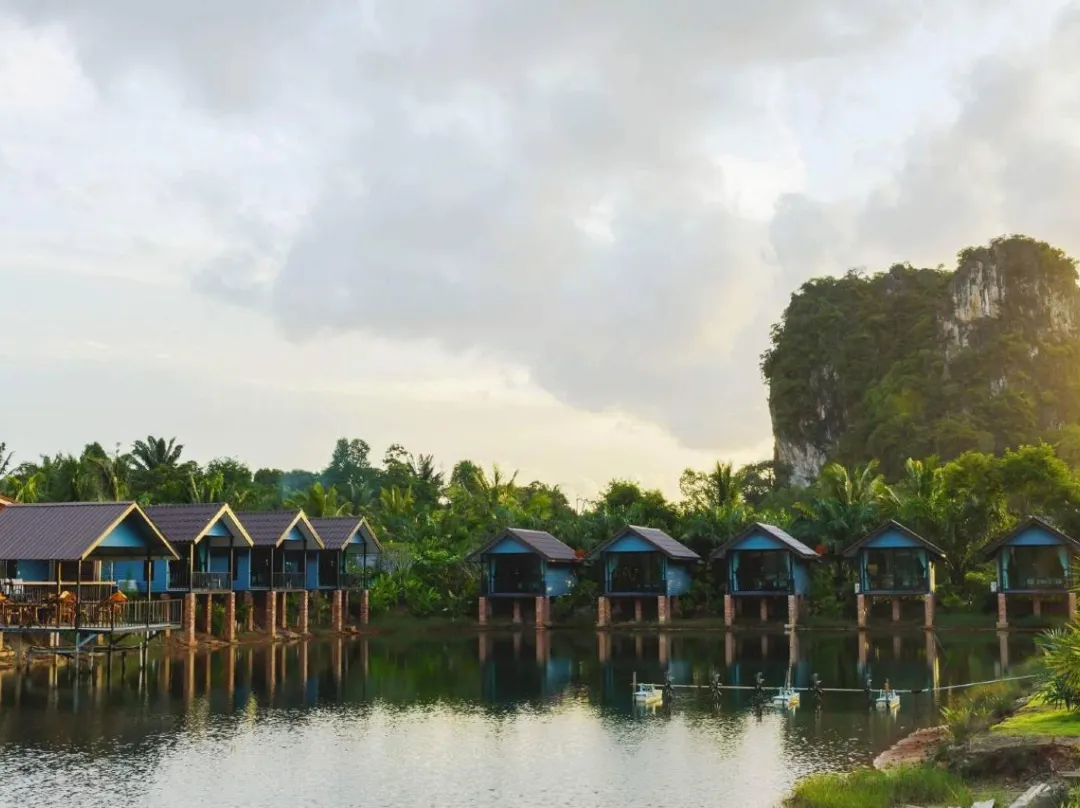 Baan Nai Lake View Resort - Krabi