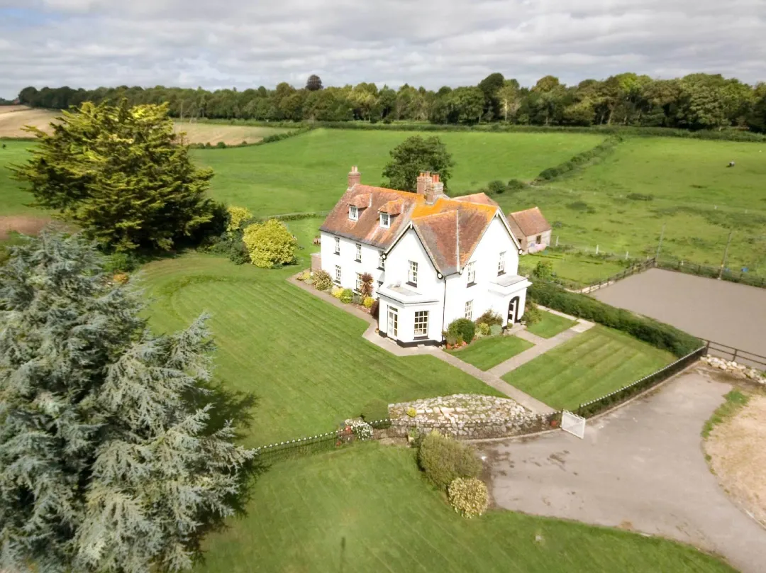 Lower Bryanston Farm - Wiltshire