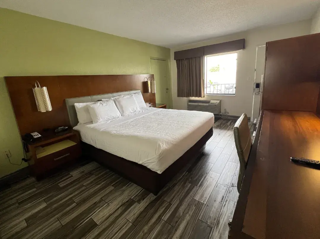 Baymont By Wyndham Orlando Downtown - Maitland, FL