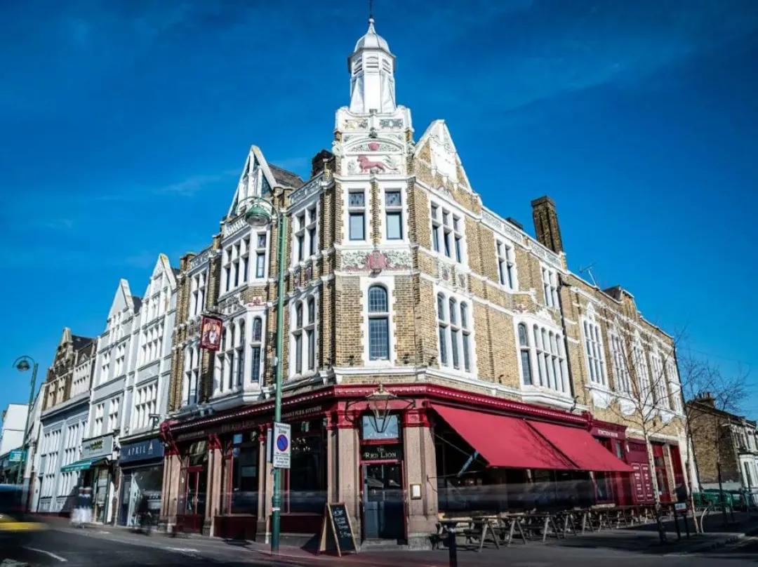 Red Lion - Stratford