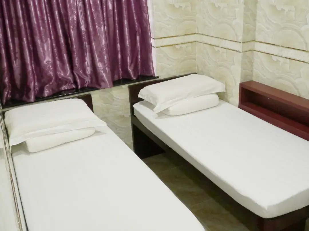 Hong Kong Guesthouse - 쌈써이포