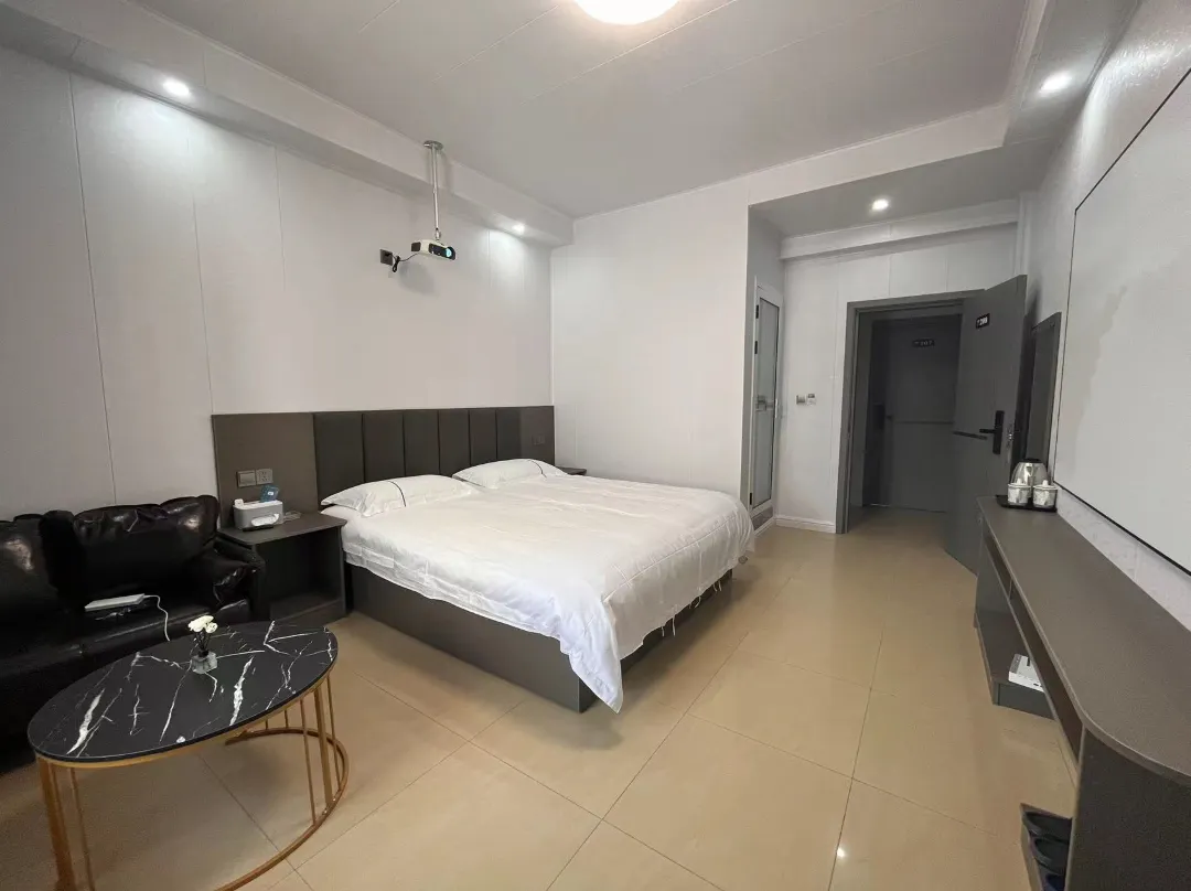 Zhongfang Hotel - Huaihua