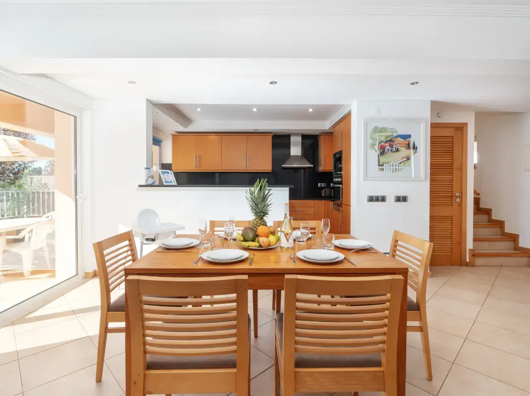Bnb Homes Confortável Apartamento Duplex Com 2 Quartos E 2 Terraços A 200 M Do Mar - Porches