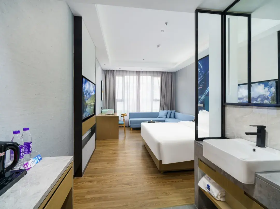 Green Carrier Hotel - Shenzhen