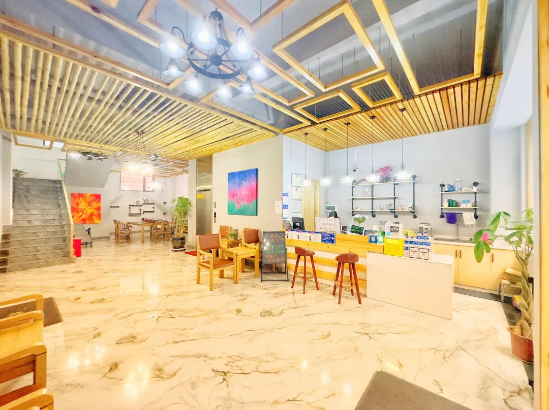 Linglijia Hotel - Dali