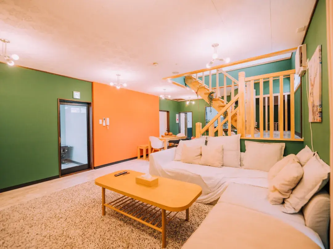 Yuzawa Onsen Lodge House B - Japón