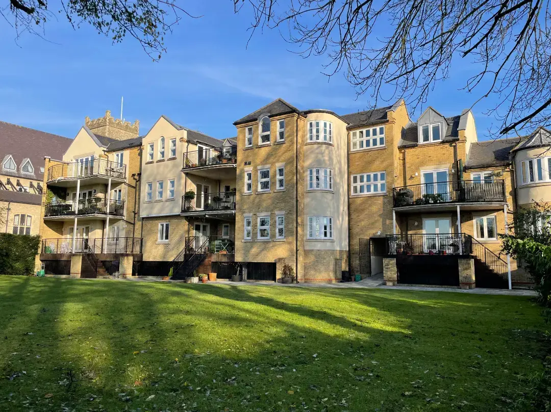 Top Floor En-suite Double Rooms In Eton With Great View Of Windsor Castle & Free Parking - Slough