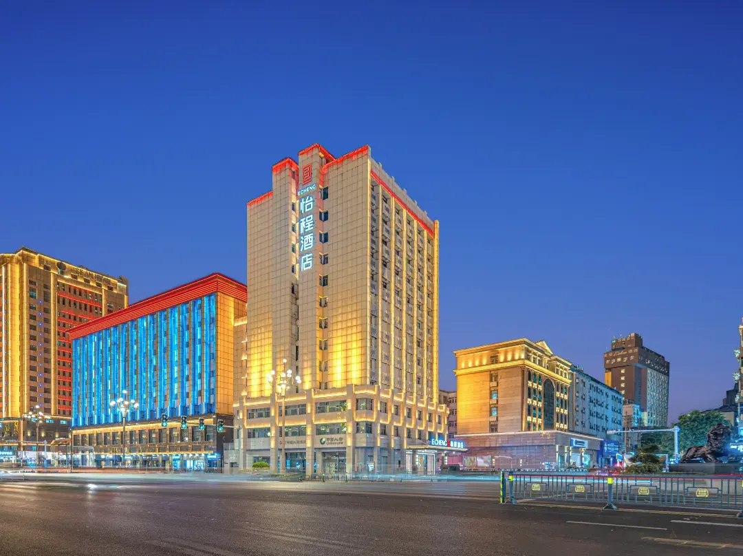 Echeng Hotel Nanchang Bayi Square - 南昌市