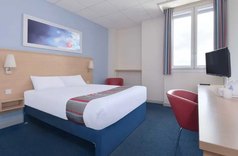 Travelodge Hotel In Glastonbury - Glastonbury