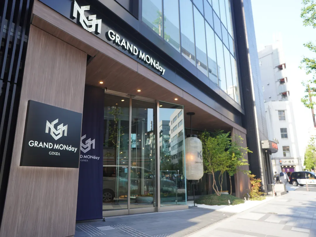 Grand Monday Ginza - Tokyo