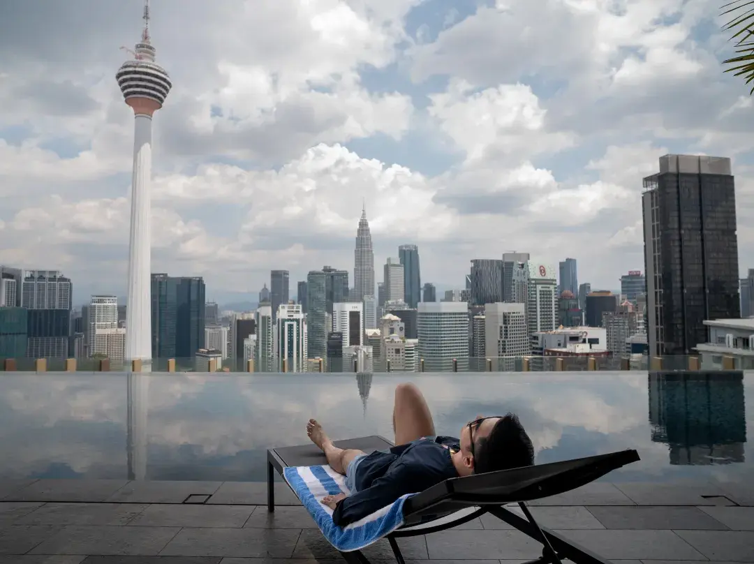 Ceylonz Klcc Stay With Infinity Pool Bukit Bintang - Bukit Bintang