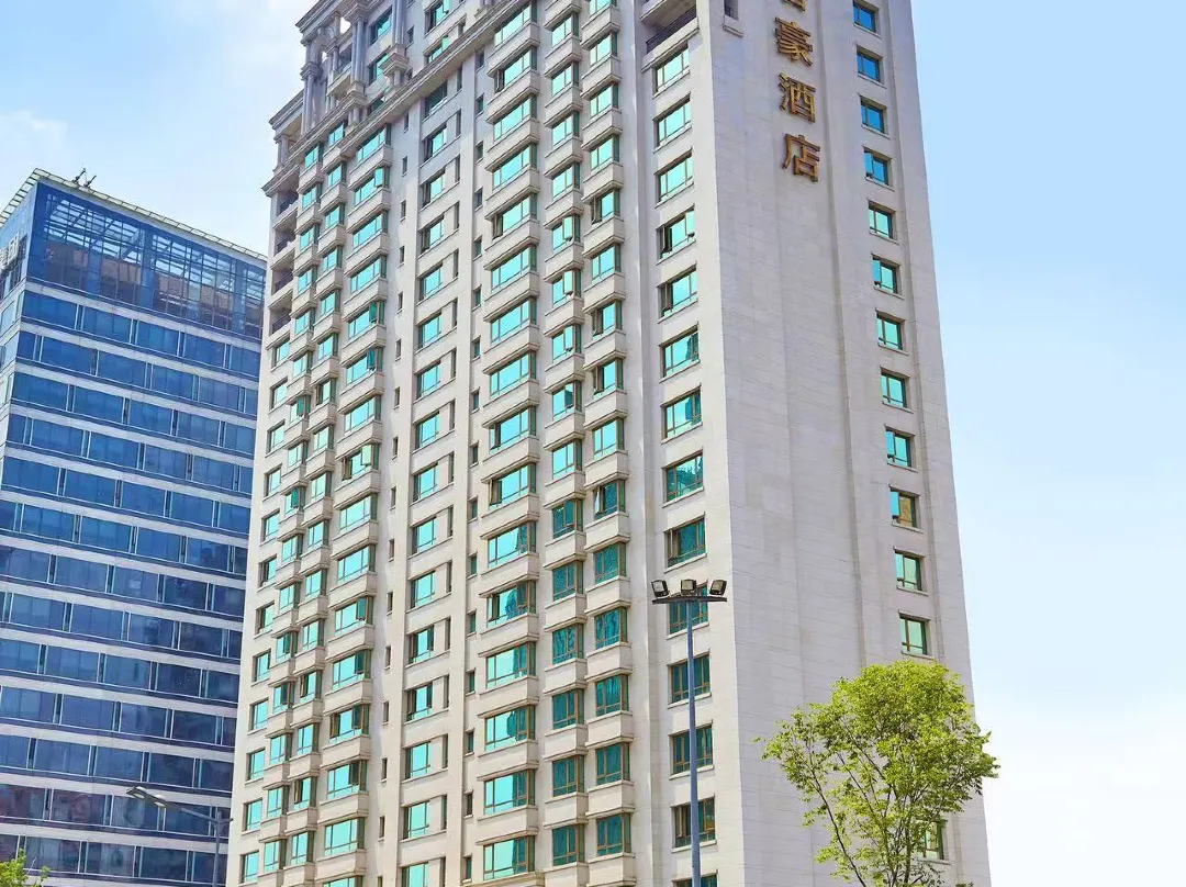 Sovereign Hotel Chengdu - Chengdu