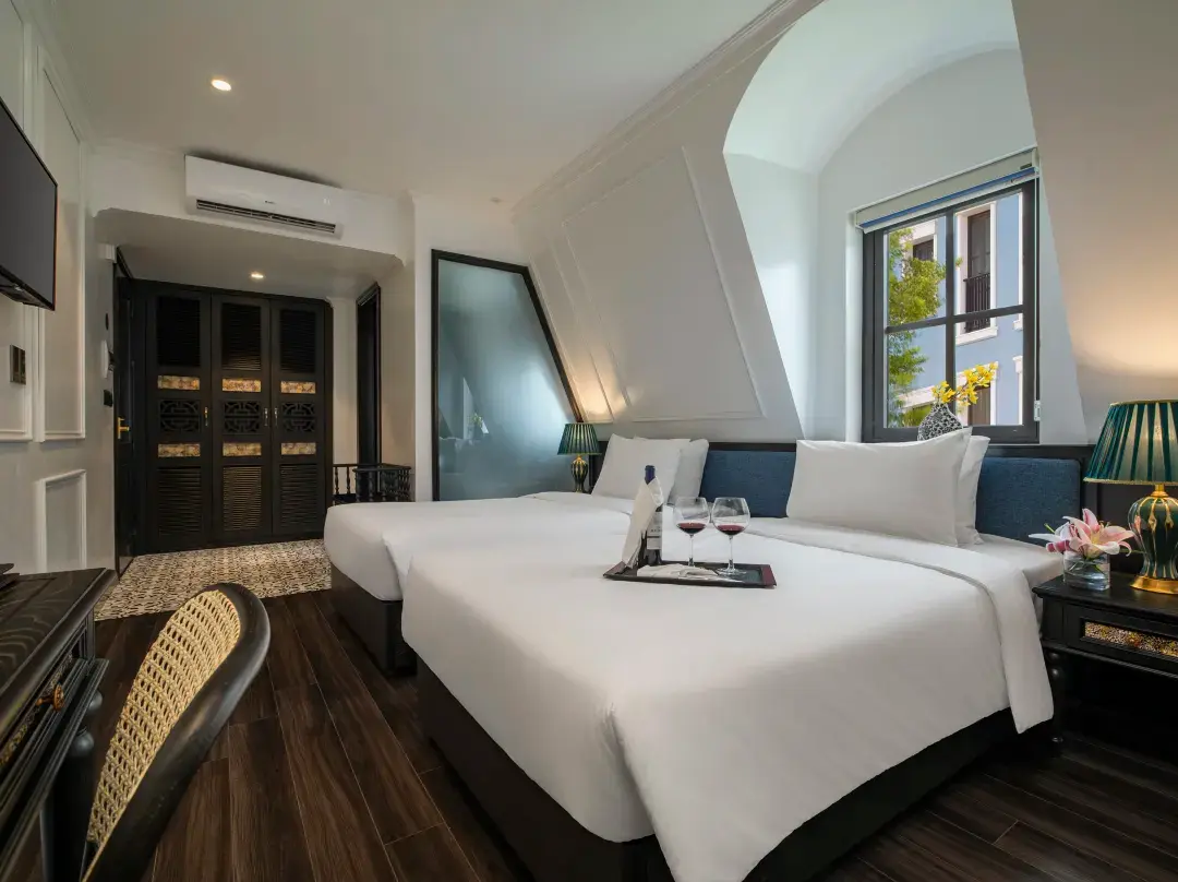 Ha Long Essence Premium Hotel - Ha Long