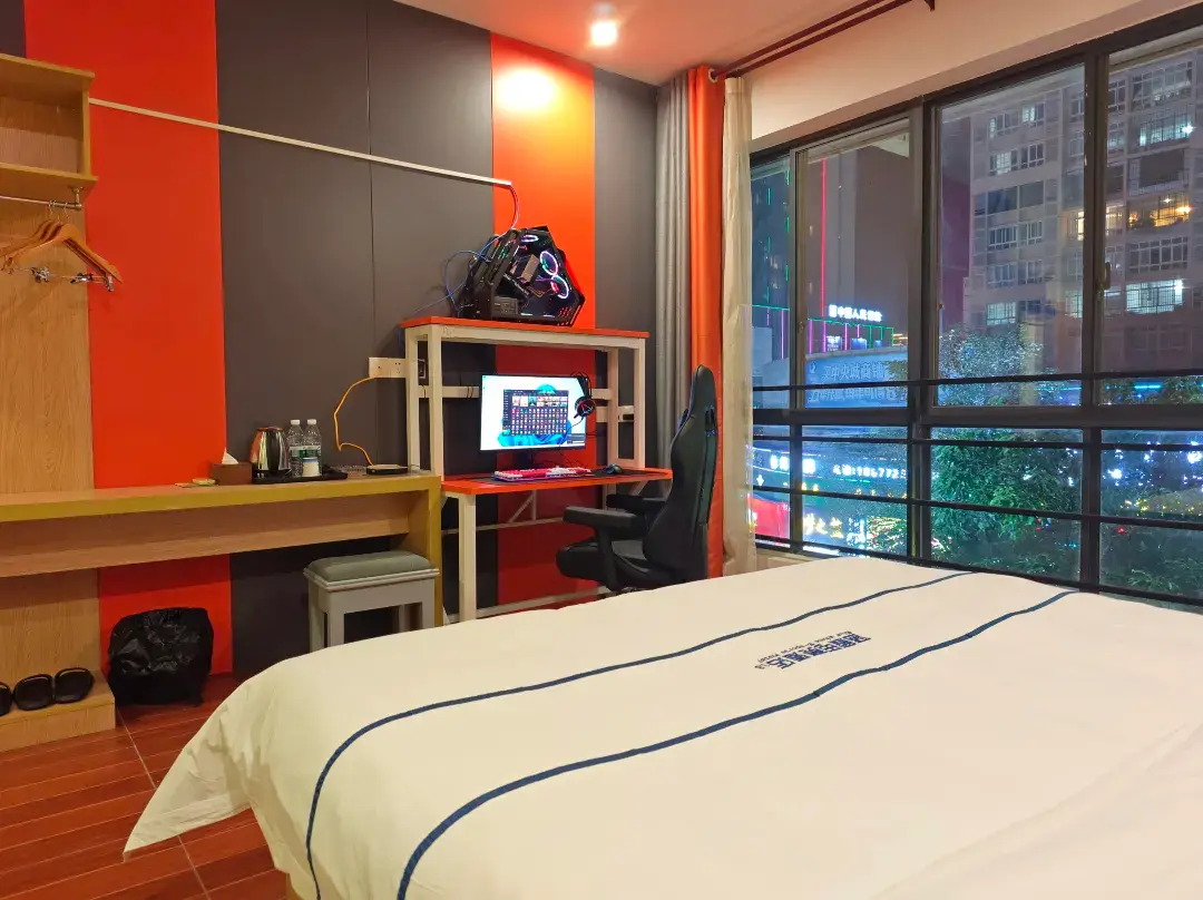 Blue Whale Esports Hotel - Laibin
