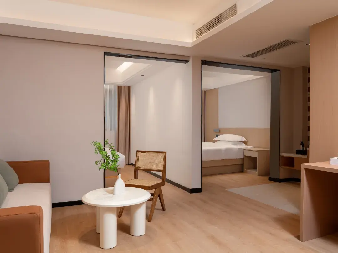 Sanhe Hotel - Tongren