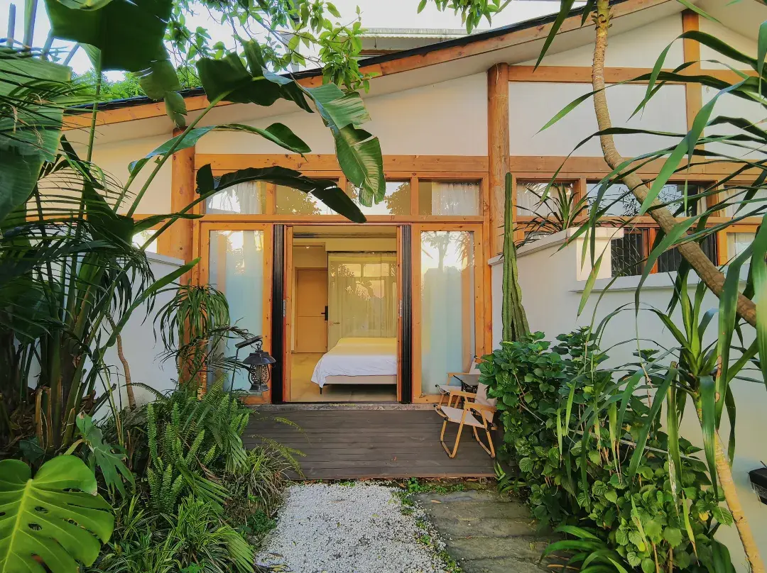 Mohuayue Bailinju Boutique Hostel - Leshan