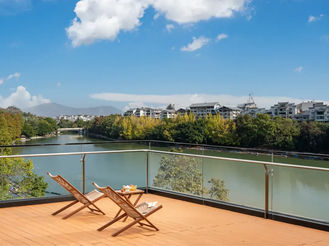 Guilin Wanghulou Tower - Guilin