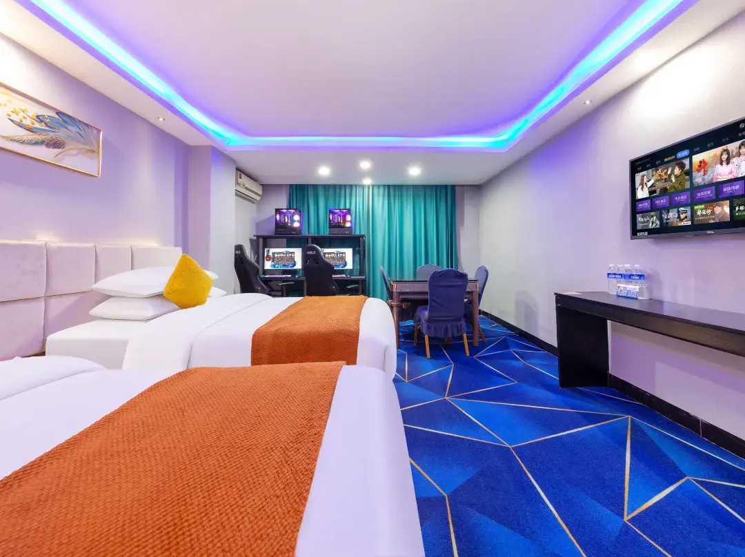 Huashen E-sports Homestay - Guangzhou