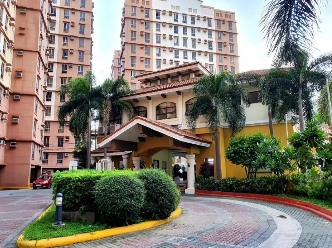 Near Manila Airport. Lovely "Hotel Style" Studio Condo, With Kitchenette + Swimming Pool, 7a - Las Piñas