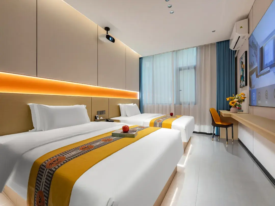 Guangzhou • Langyue Qingju | Cinema • Langyue Hotel - Guangzhou