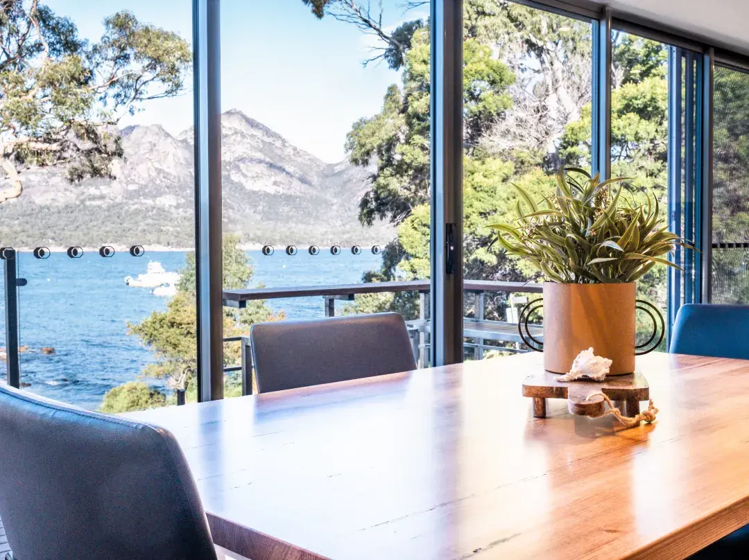 Harbour Master - Coles Bay