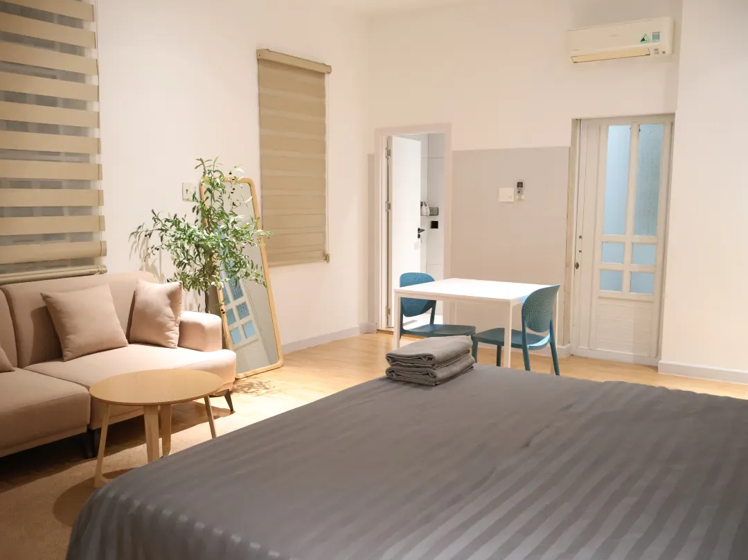 Gia Hotel & Serviced Apartment- Nhon Trach - Ho Chi Minh