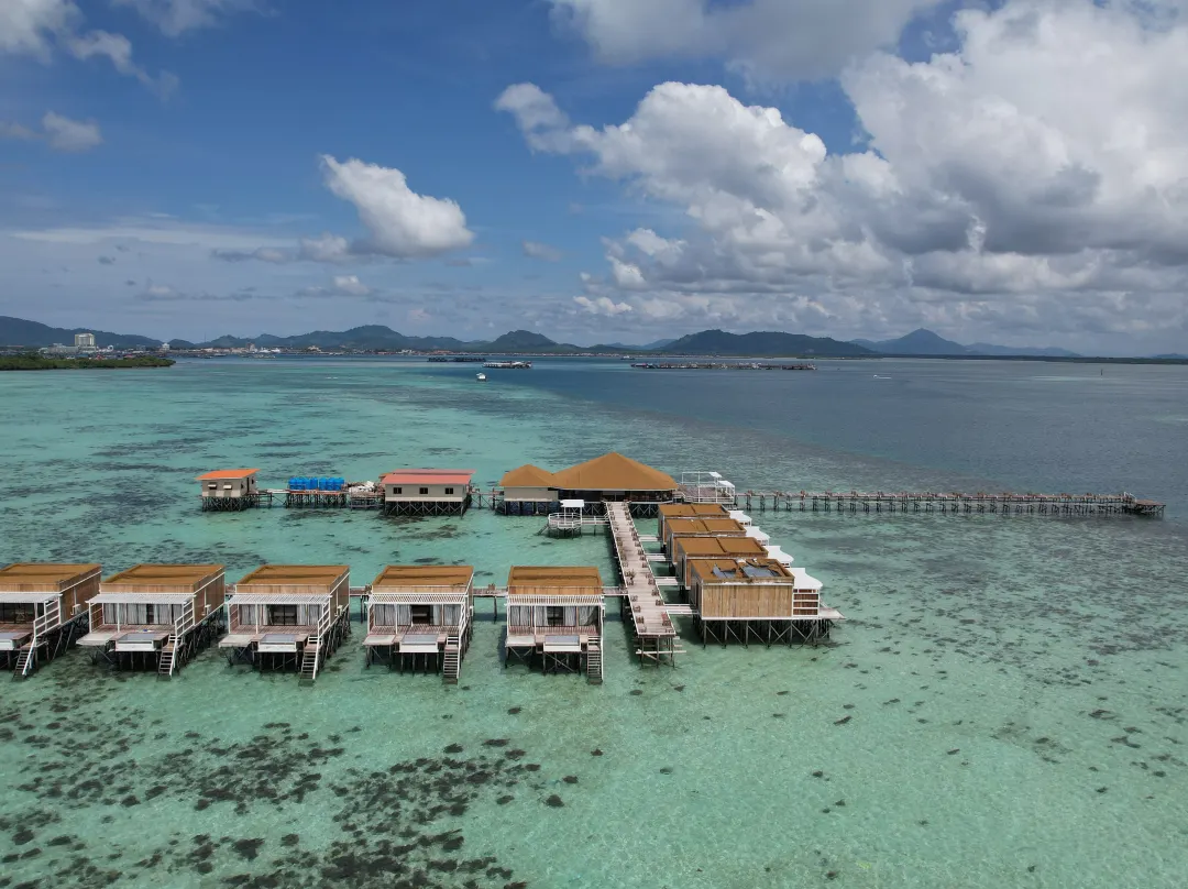 F.lina Water Villa Resort，semporna - Semporna