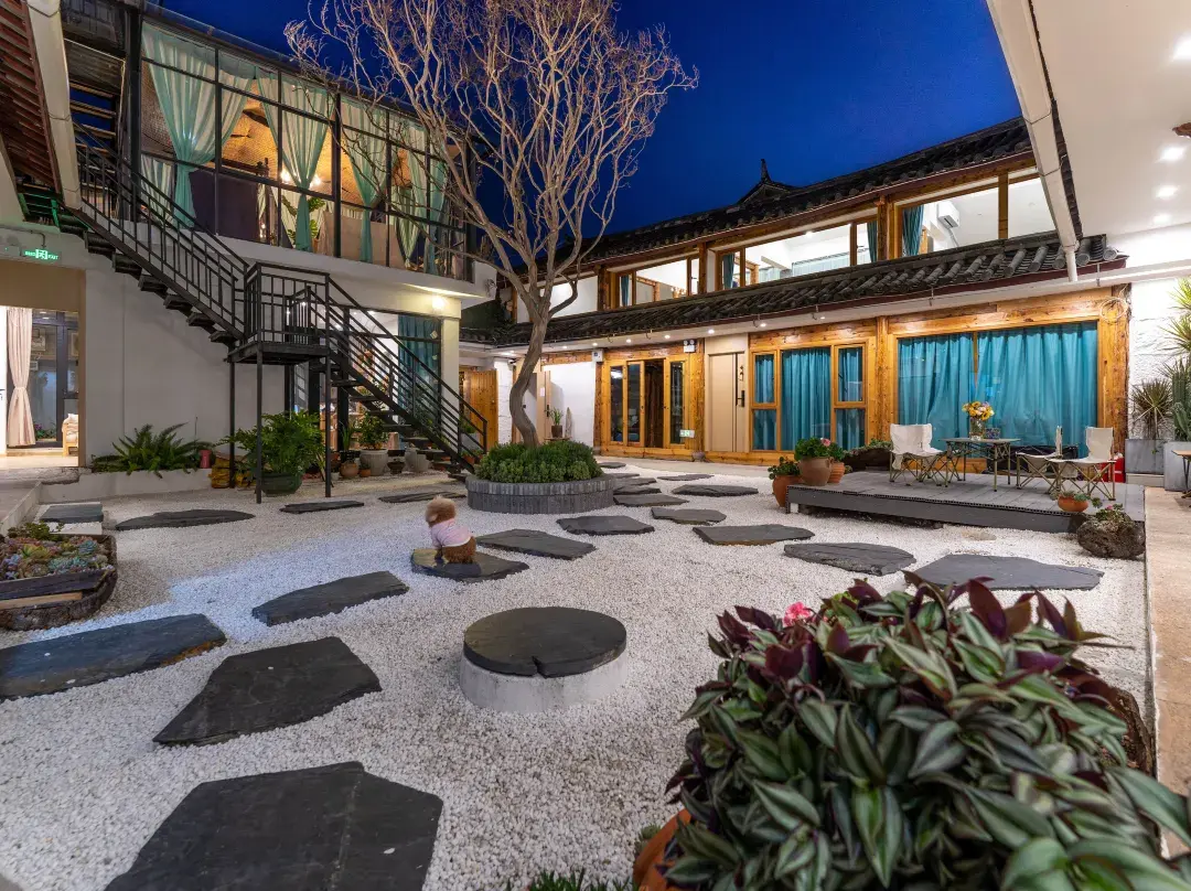 Small Radius Ge Diao B&b - Lijiang