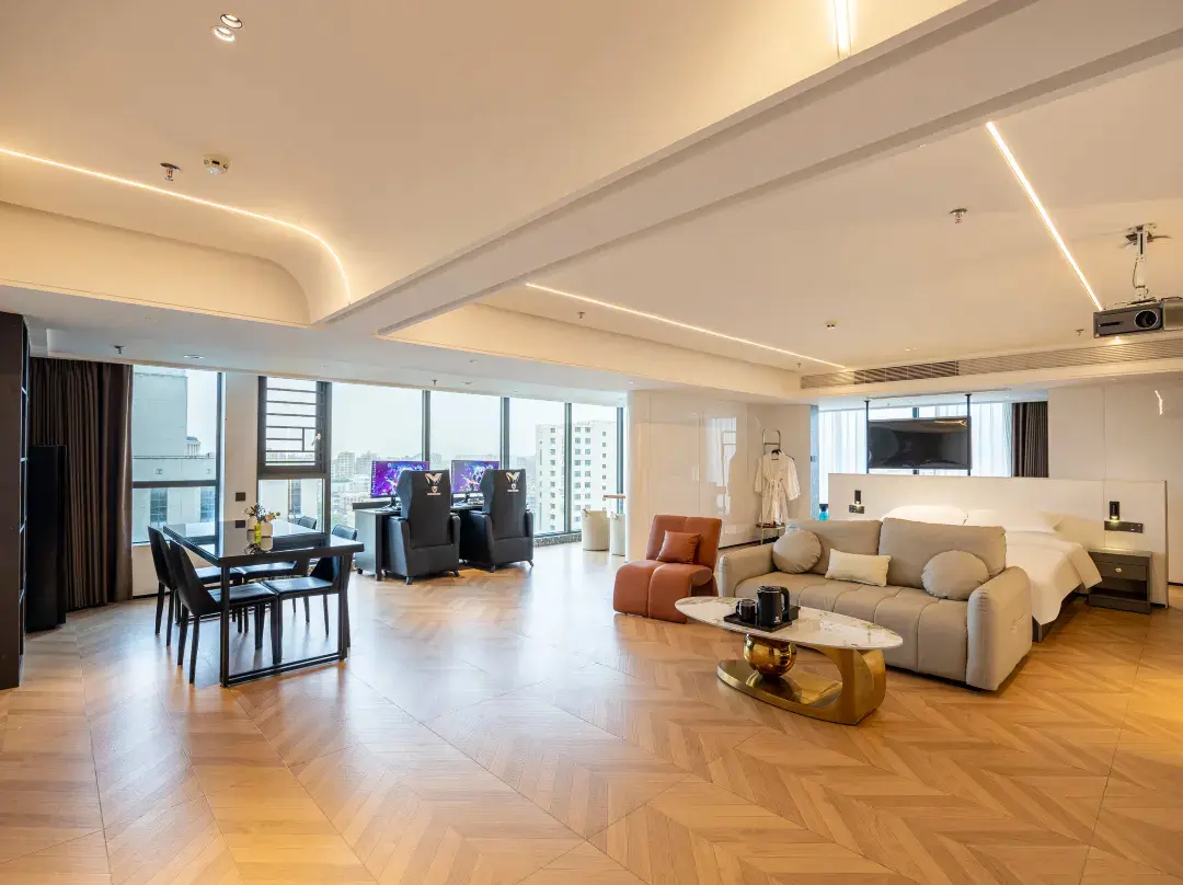 Chaoyue E-sports Hotel - Kaohsiung City