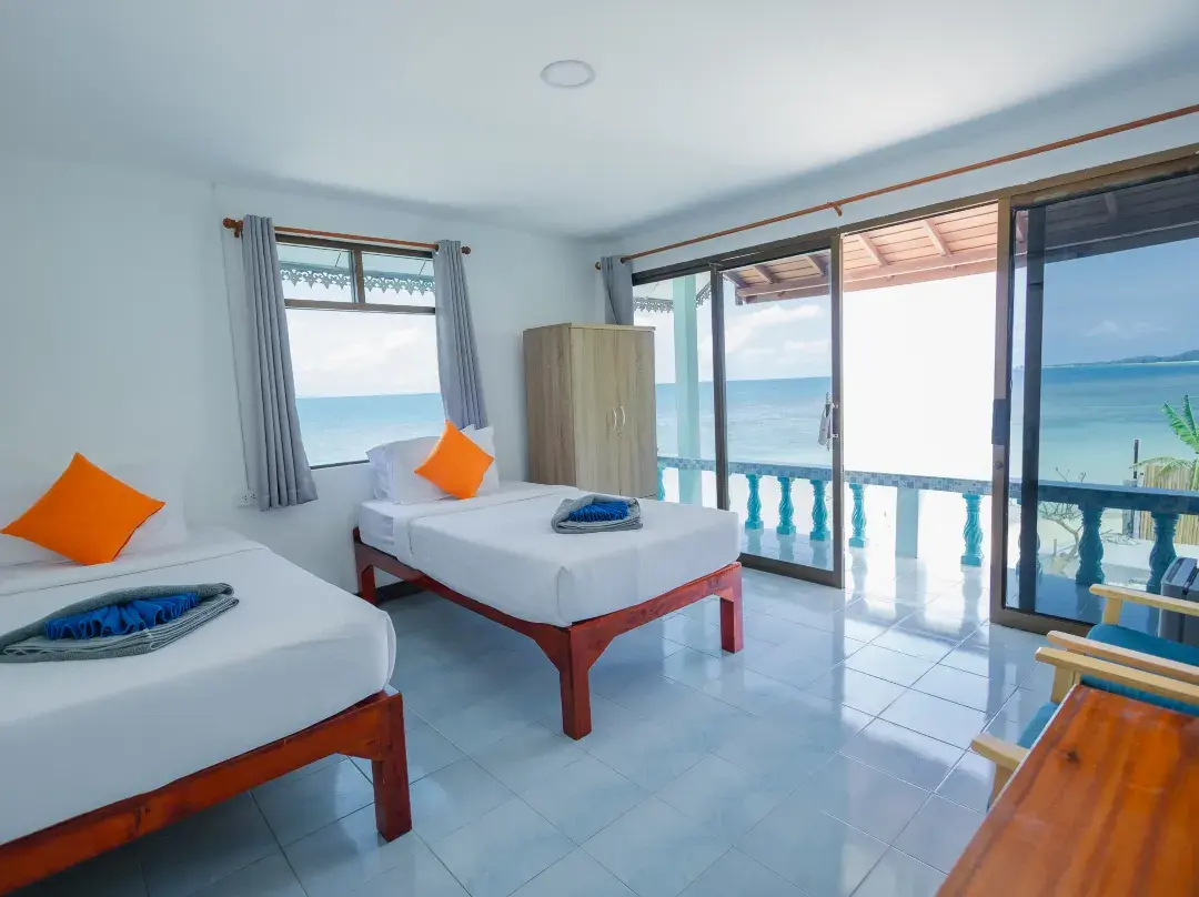 Charung By The Sea - Ko Pha Ngan
