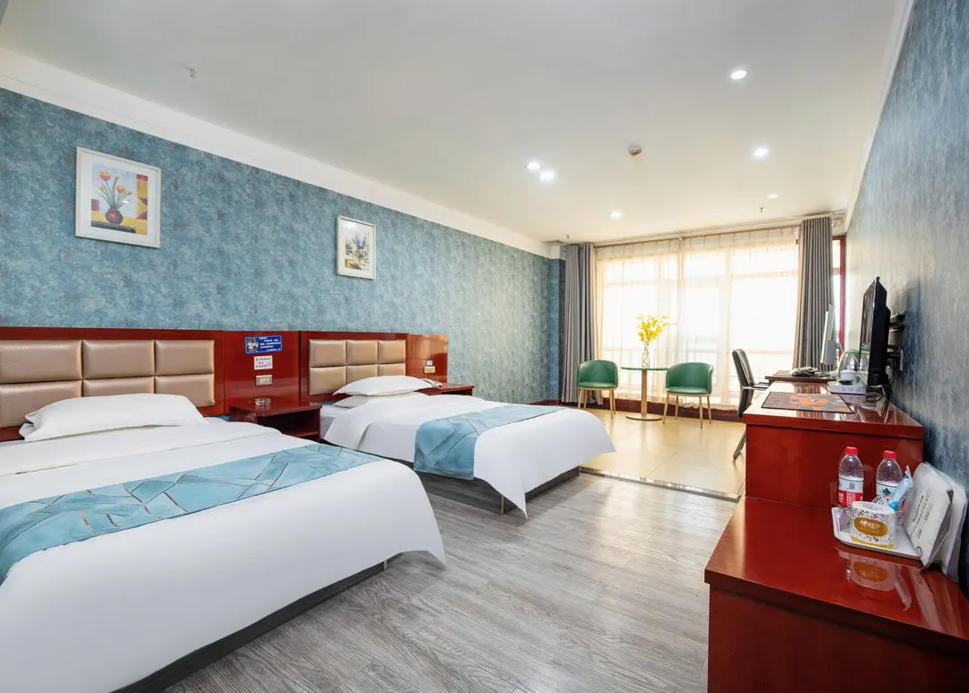 Yinma Holiday Hotel - Xinxiang