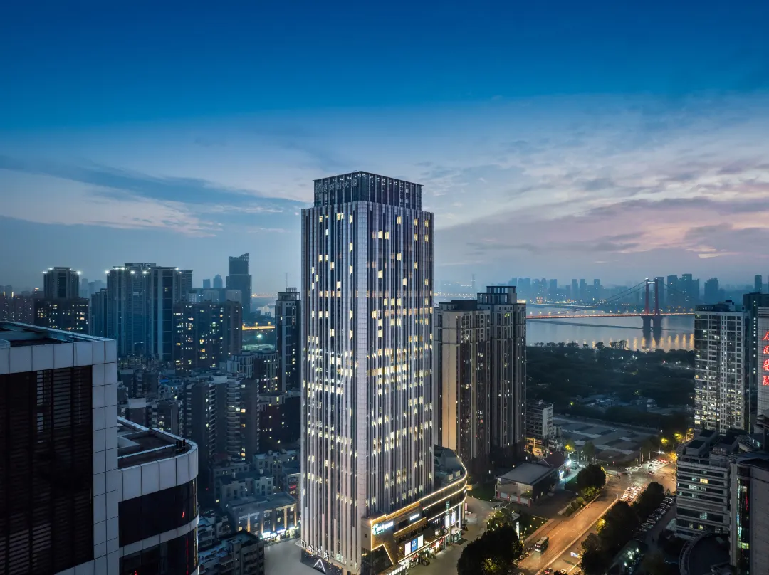 Atour Hotel Wuhan Yellow Crane Tower Shouyi Plaza - Wuhan