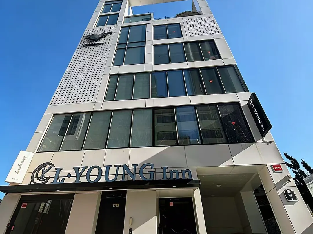 L·young Capsule Hotel-myeongdong - Séoul