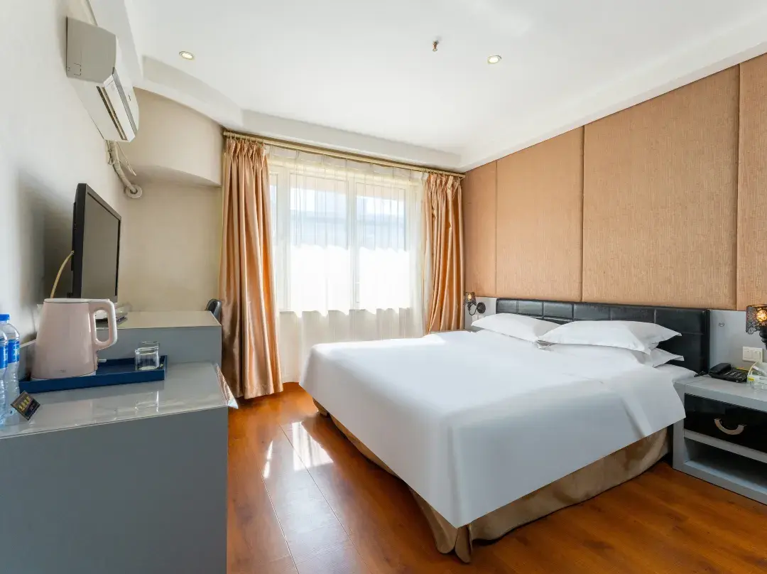 Regal Hotel ) - Jiamusi