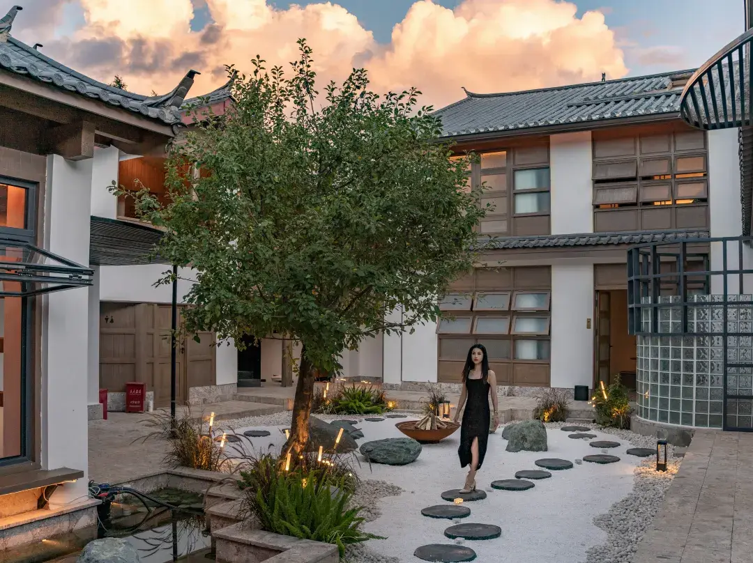 Baiyue Xiang: Private Onsen & Vintage Villa - Lijiang