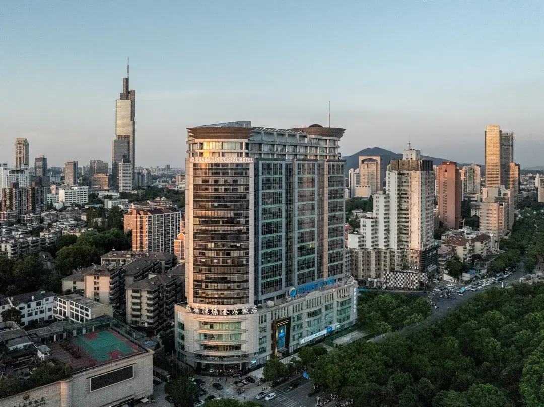 Suning Universal Hotel All Suites - Nankín