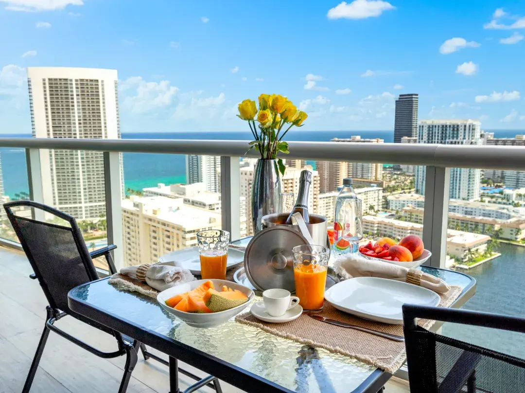 Hallandale Hideaway - Fort Lauderdale